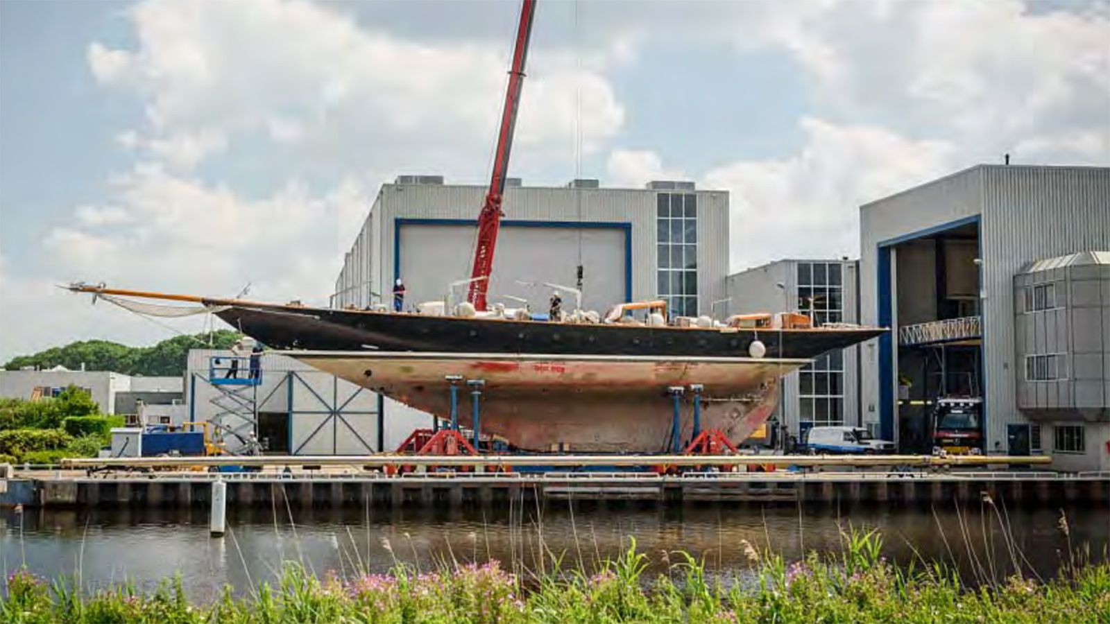 Vagrant yacht (Herreshoff, 33.22m, 1913)